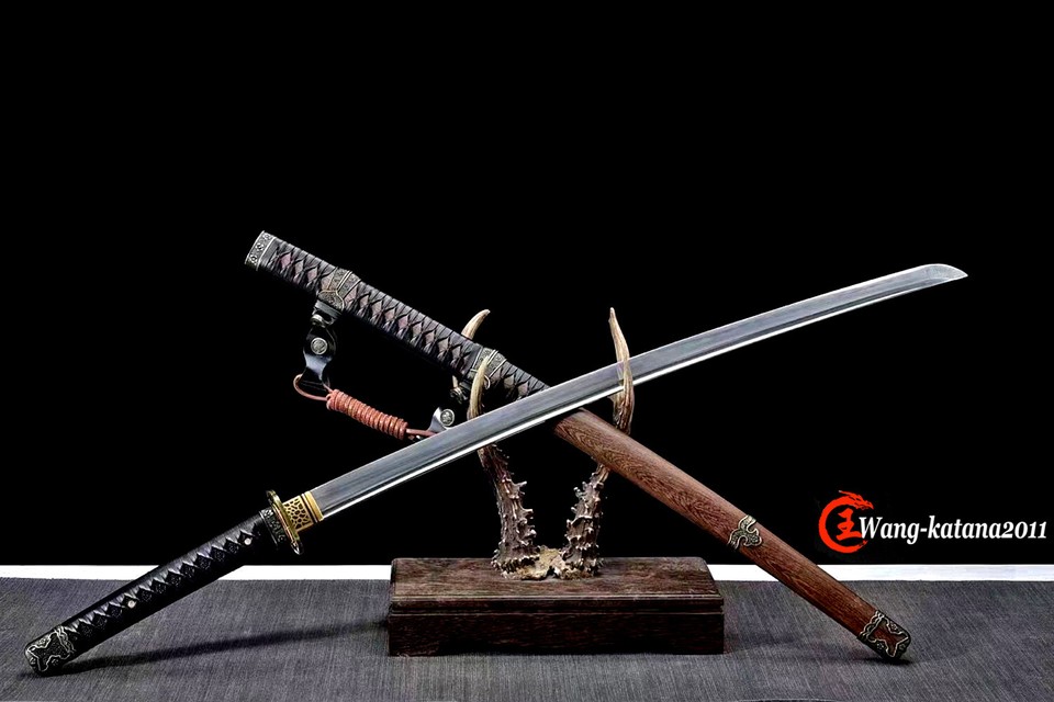 Sharp Rosewood Tachi Japanese Samurai Katana Sword Clay Tempered Folded ...