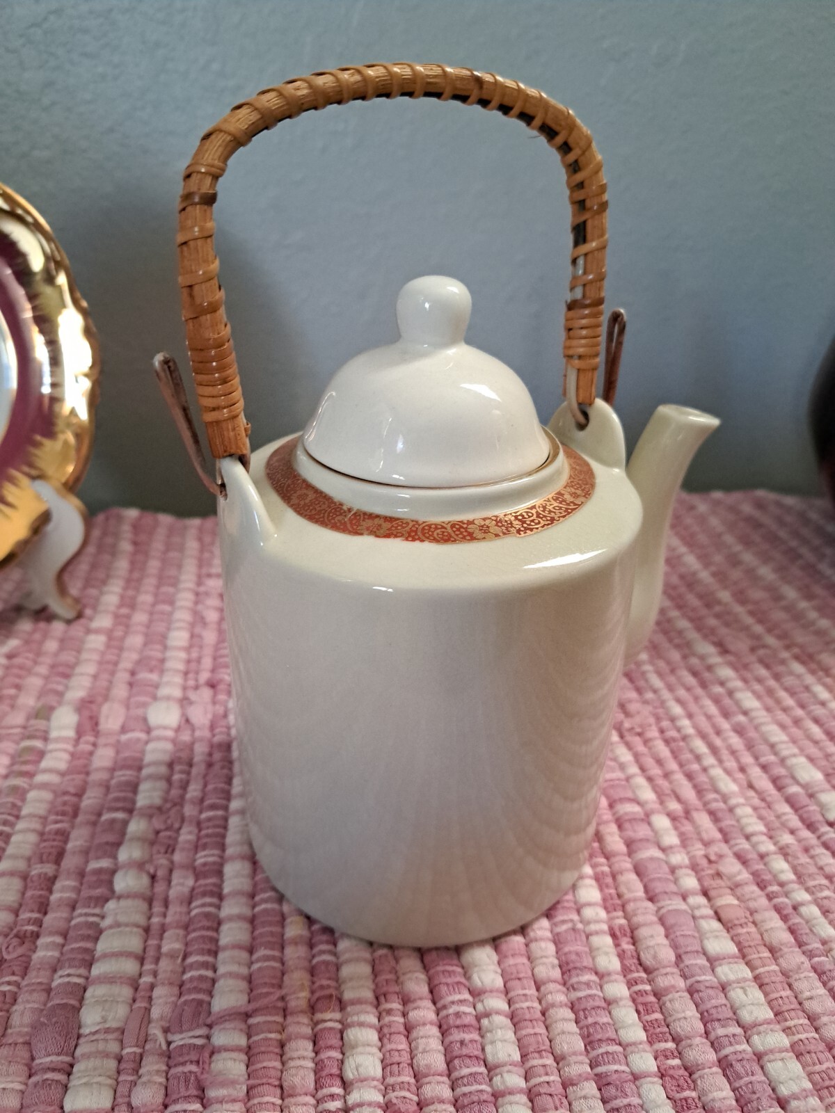 Vintage Satsuma Japan Tea Pot 🫖 🦚 Deco Flowery 8 1/2”T Bamboo Handle ...