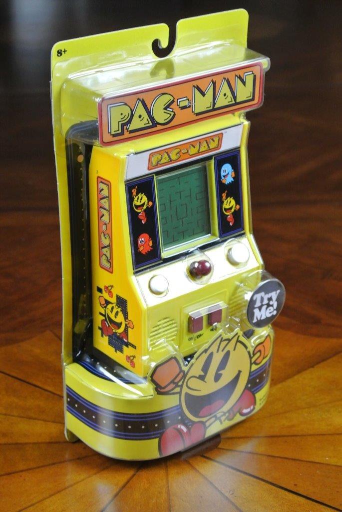 BASIC FUN Mini Arcade Classics Namco PAC-MAN Game Handheld Retro ...