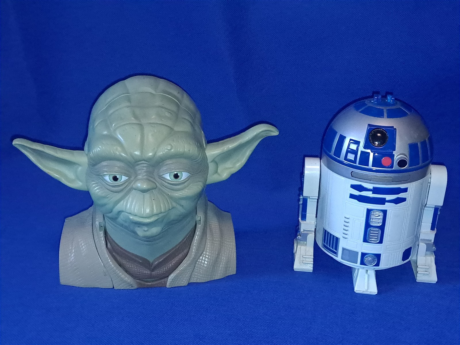 Star Wars Micro Machines Transforming Playsets Yoda Dagobah & R2-D2 ...