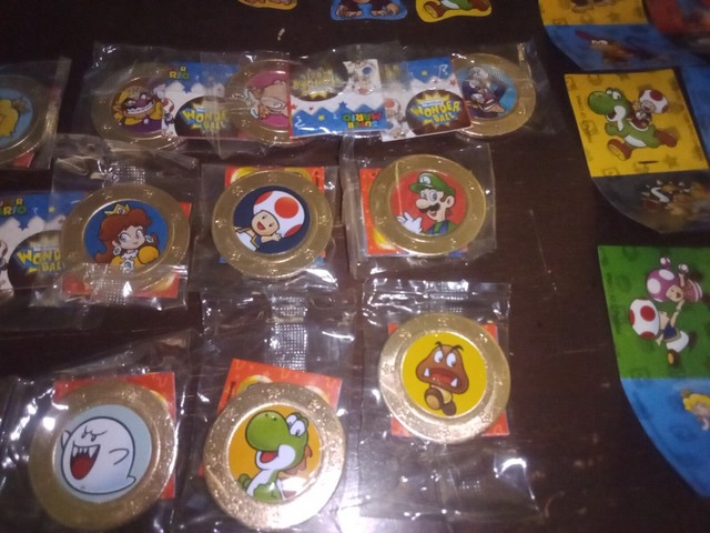 Frankford Wonder Ball Super Mario Chocolate Candy Stickers and Coin ...