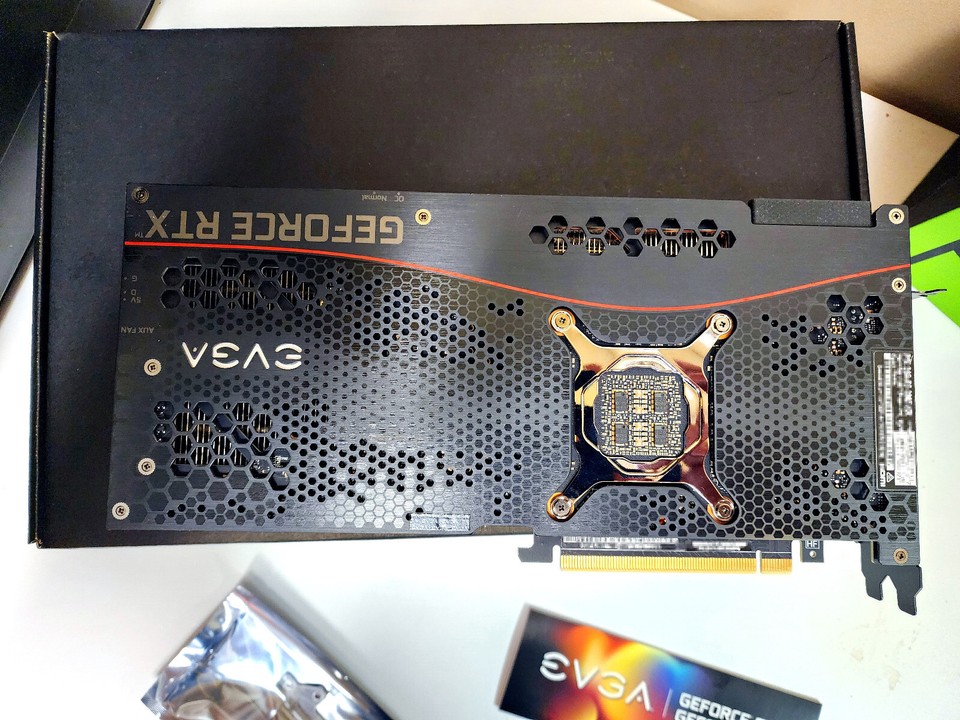EVGA FTW3 Ultra GeForce RTX 3090 24GB - Graphics Card - Excellent ...