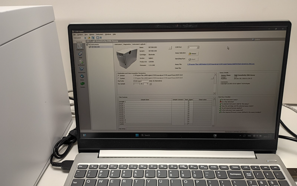 Agilent 2100 Bioanalyzer G2939A, WORKING, includes test chips | eBay
