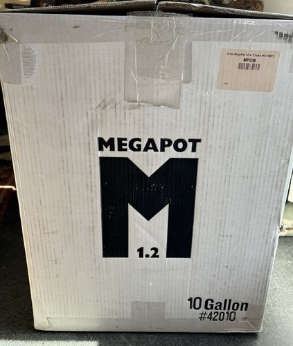 Megapot 1.2 10 Gallon Stainless Pot With Ball Valve And Thermometer ...
