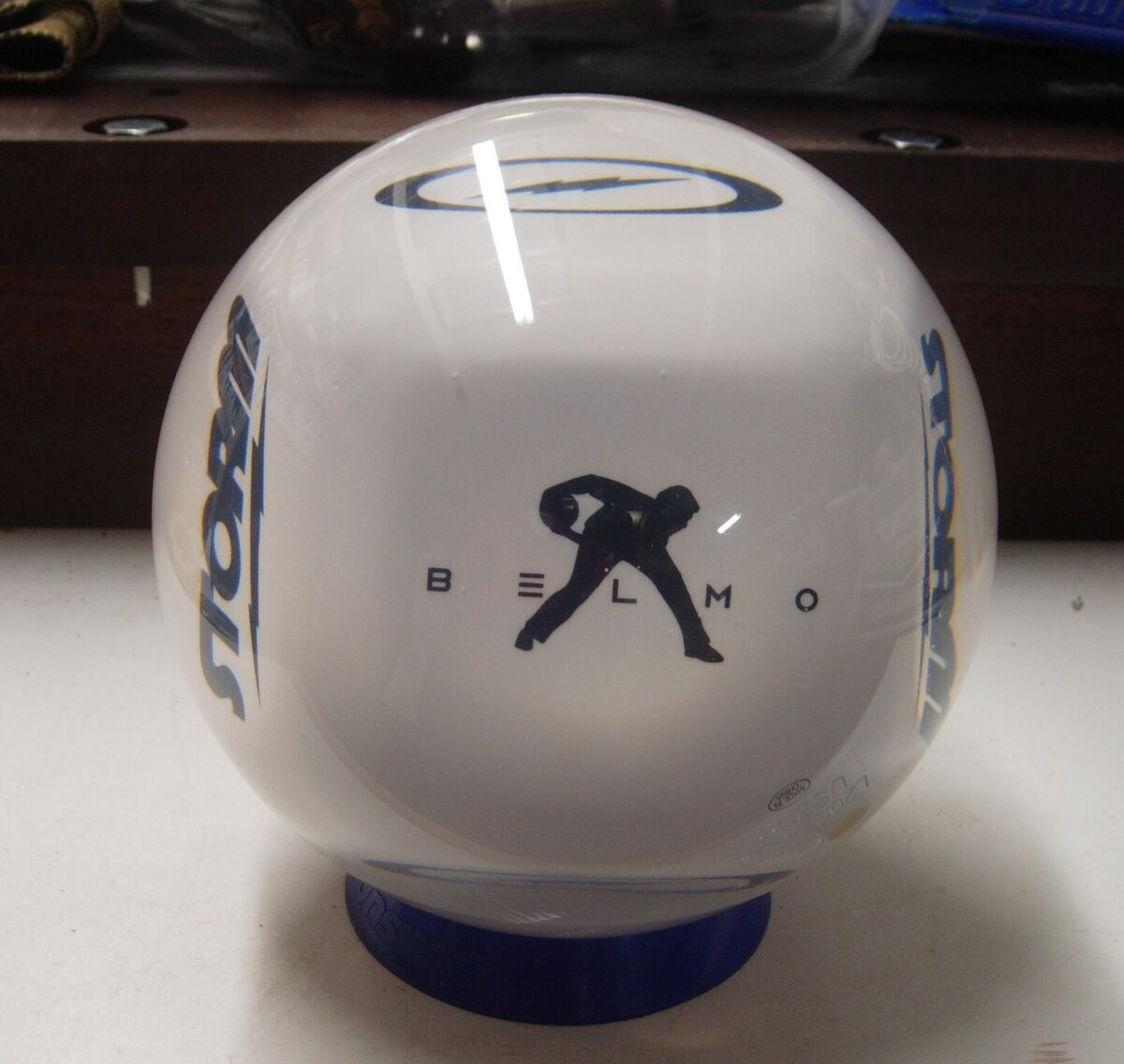 15 Pounds NIB Storm CLEAR STORM WHITE BELMO Bowling Ball 15 Pounds NIB Storm CLEAR STORM WHITE BELMO Bowling Ball