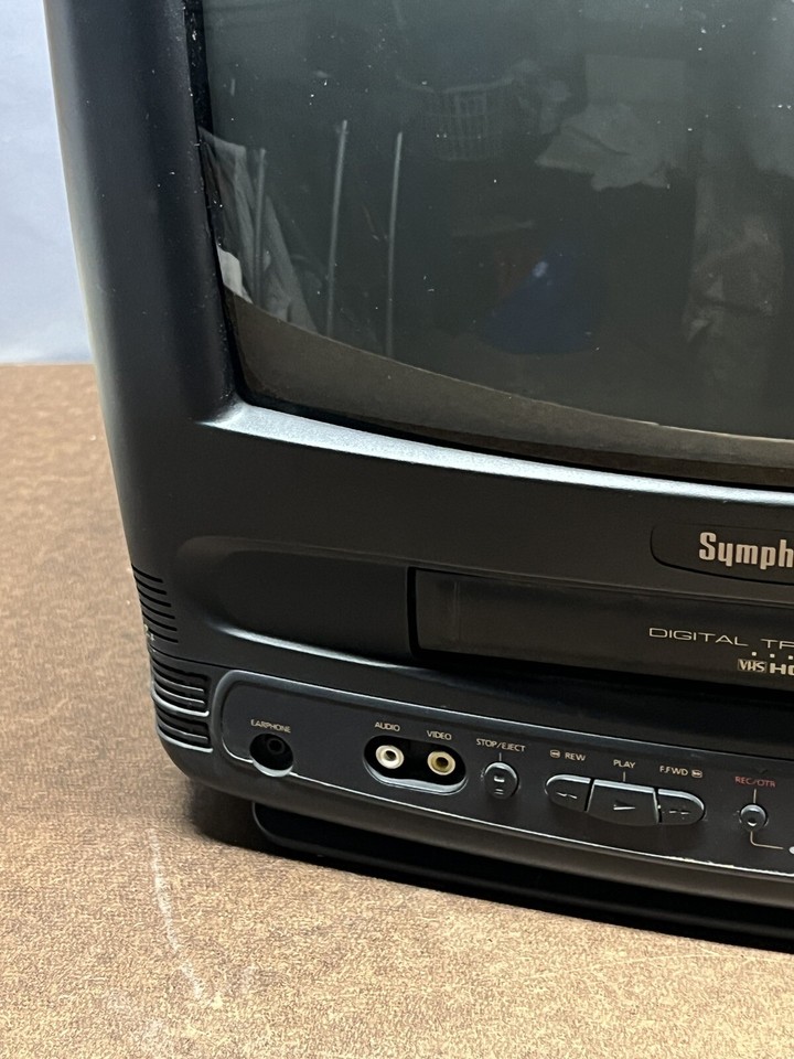 Symphonic 13” TV/VCR, VHS Combo, Retro Gaming TV Model SC3813. Tested ...