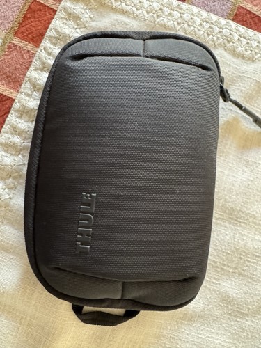 t2 Thule Subterra 2 PowerShuttle MINI - Electronics Carrying Case ...