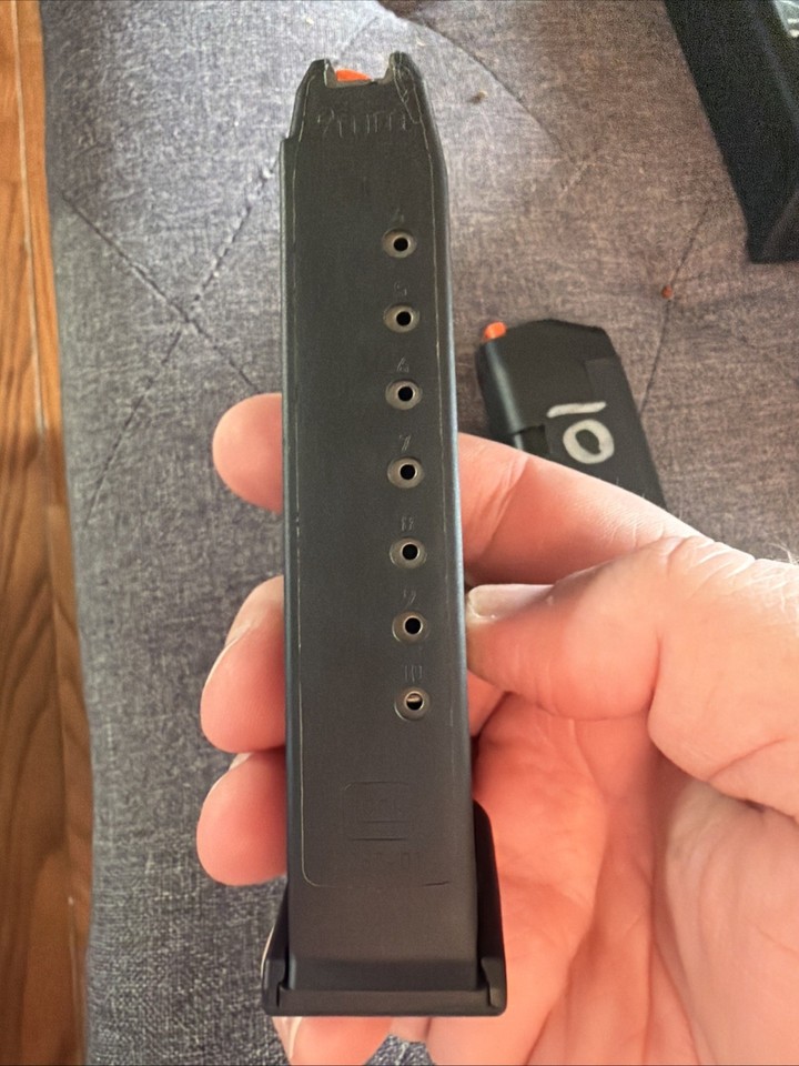 GLOCK 17 Magazine Gen 5 9mm FACTORY Mag 10 round G17 Glock 10rd Glock ...