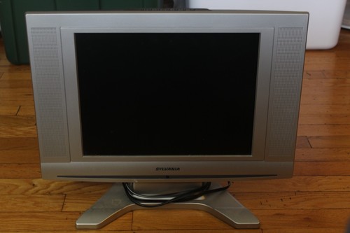 Sylvania LCD Color Monitor 6615LG - No Remote, Tested, Works | eBay