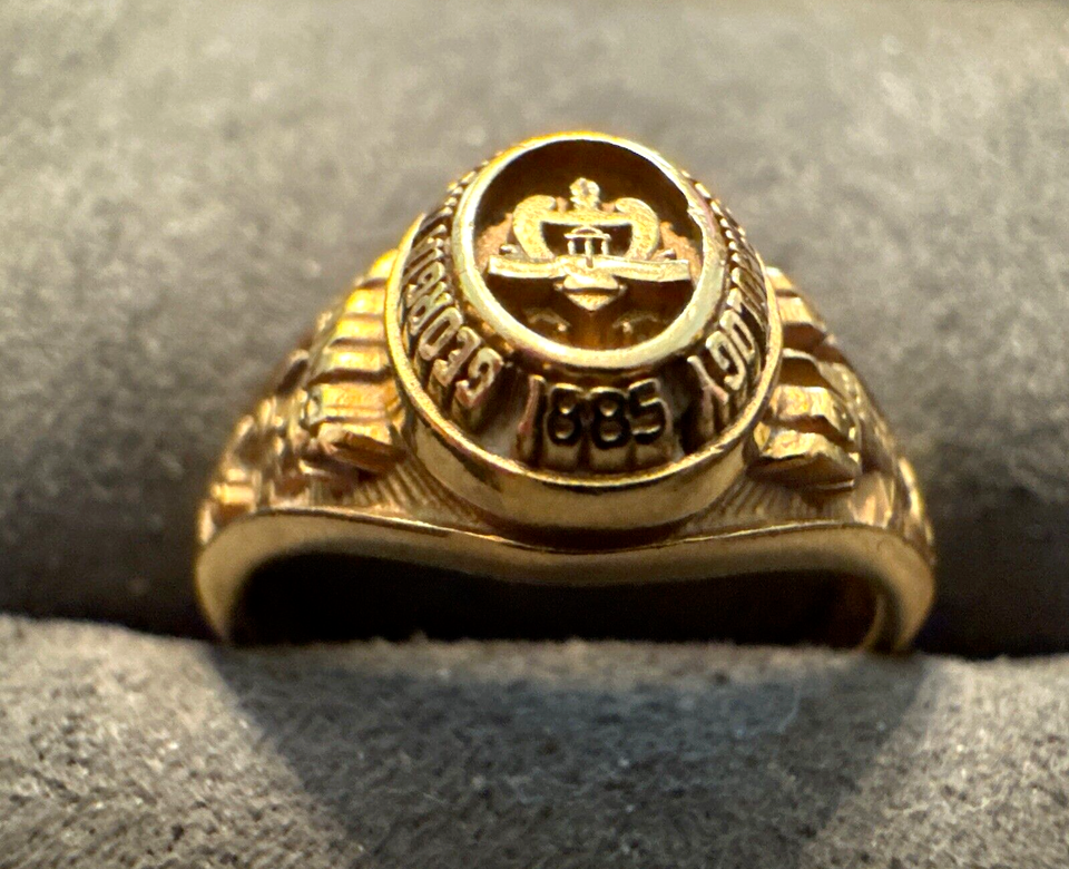 18K Georgia Tech Yellow Jackets Signet Class Ring Size 5.25 | eBay