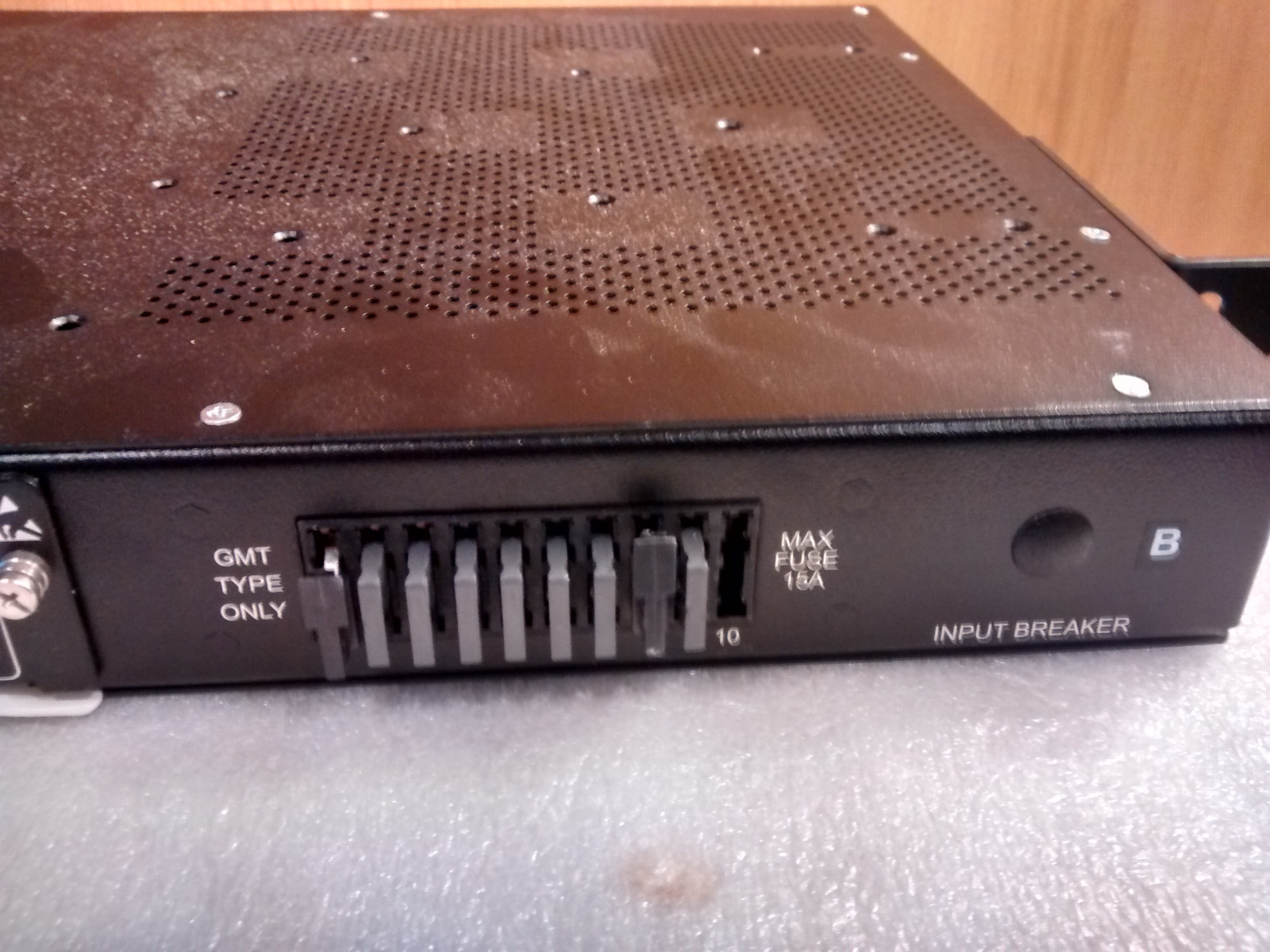 TELECT GMT SICHERUNG Panel Eingangsschalter 100A Dual Feed 24/-24 ...