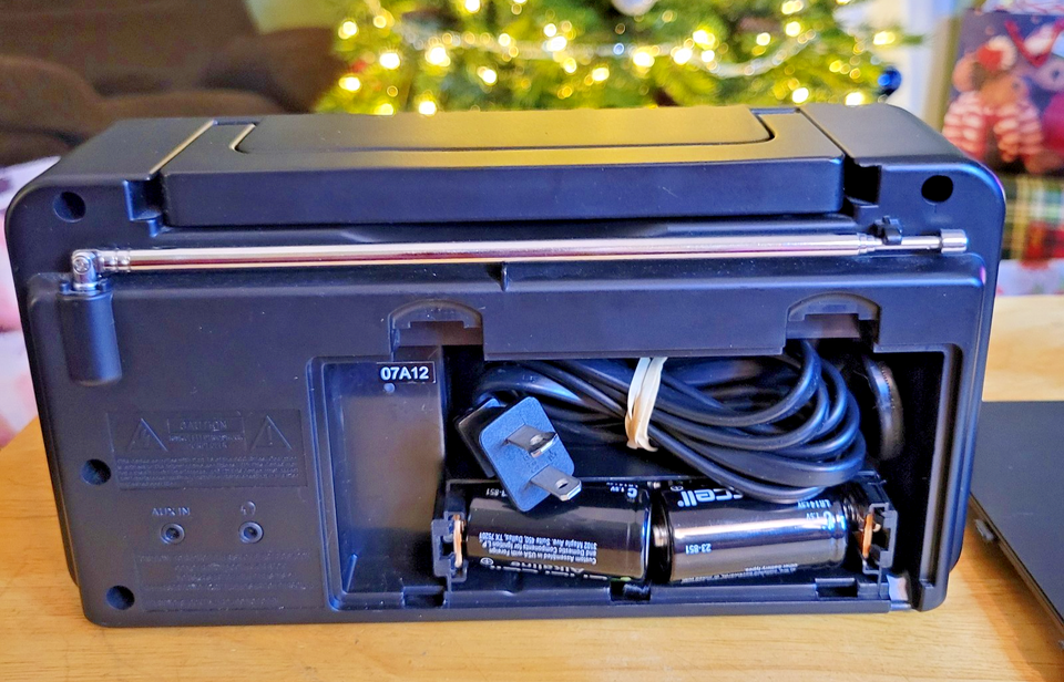 Radio Shack VTG AM/FM/WX Portable Radio AC/DC Works Great Excellent ...