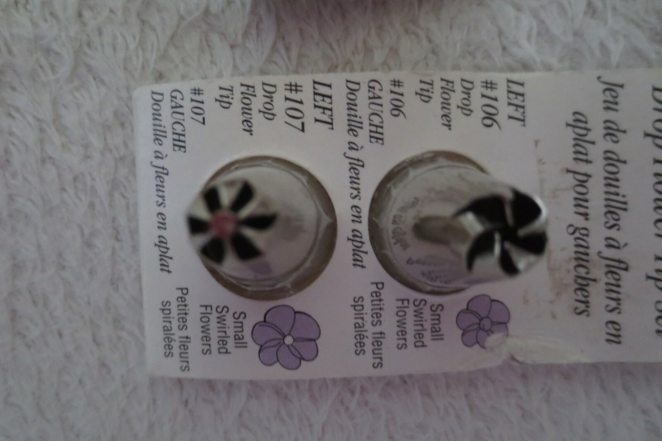 WILTON Cake DecoratingTips Left Handed 106 107 Petal 116 New | eBay