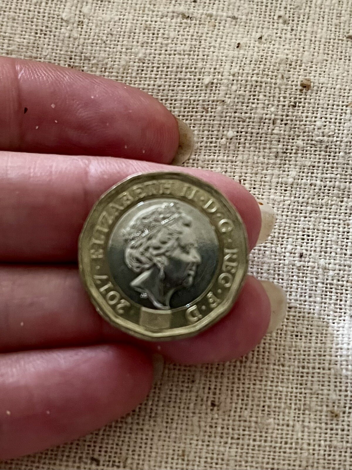 one pound Elizabeth II original nations of the Crown First coin 2017 | eBay