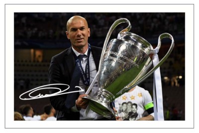 ZINEDINE ZIDANE REAL MADRID AUTOGRAPH SIGNED PHOTO PRINT SOCCER | eBay