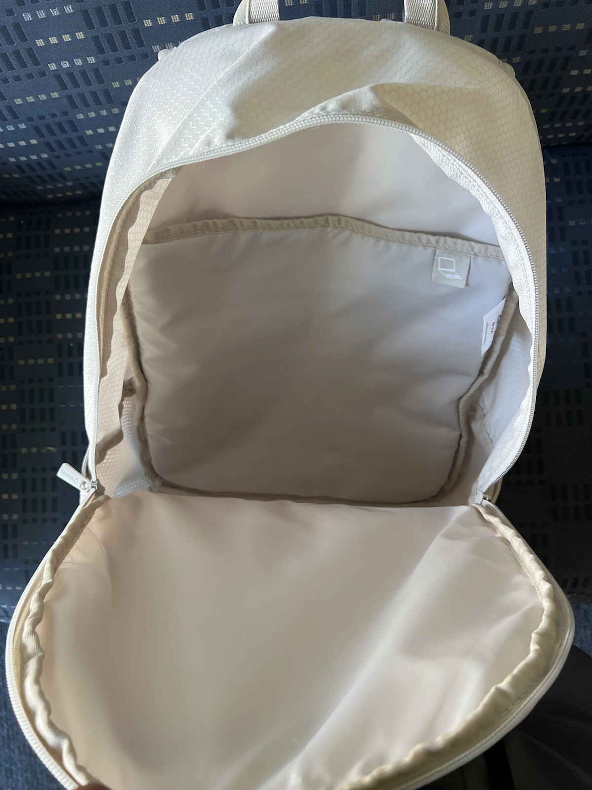 Reebok Backpack Beige - Gem