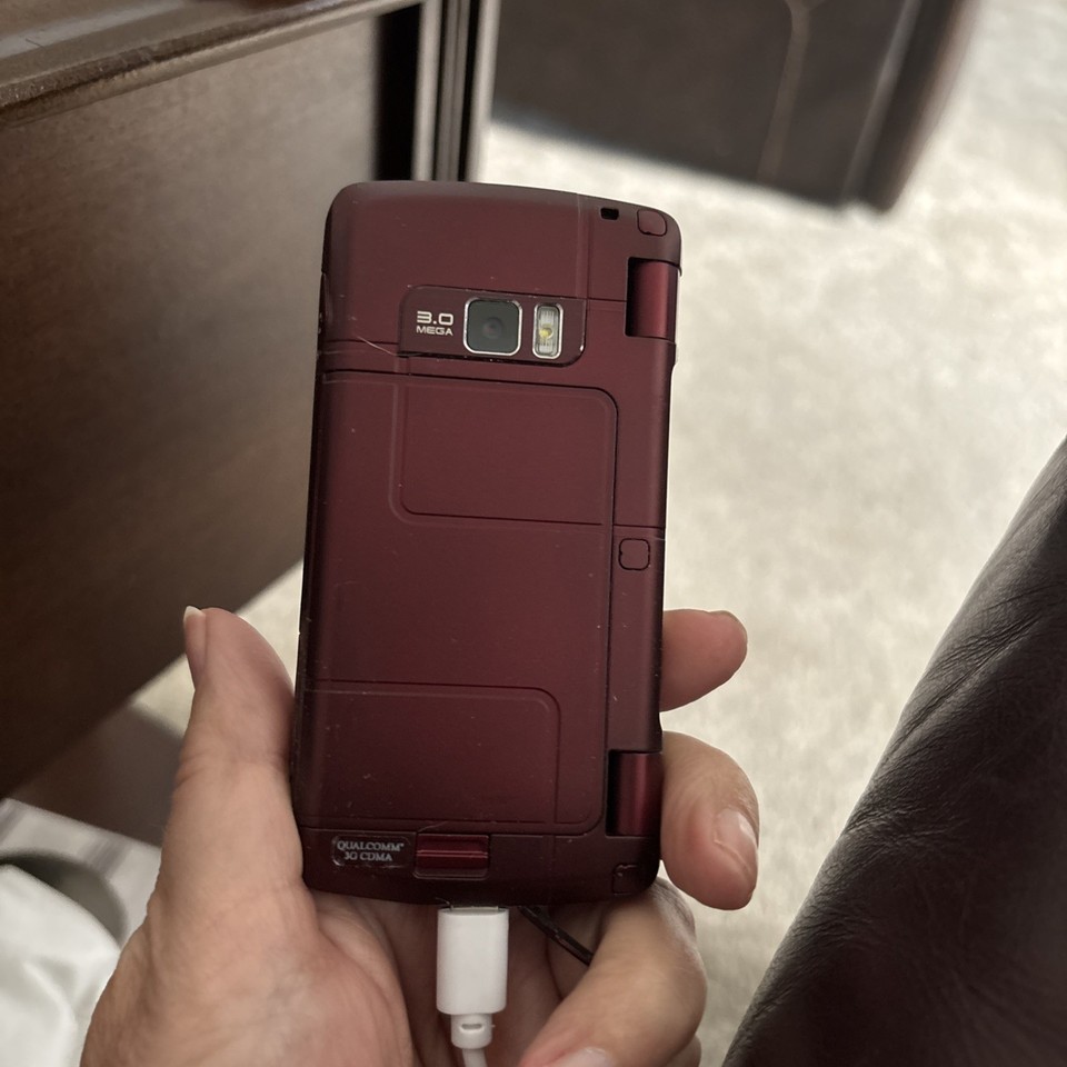 LG EnV3 VX9200 Verizon Flip Cell Phone Red QWERTY 3MP Camera Bluetooth ...