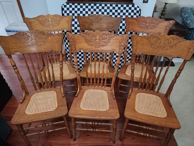 Chairs - Antique Oak Chairs