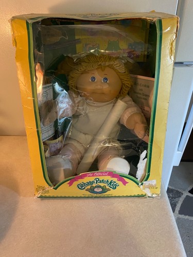 Cabbage Patch Kid Crayon Girl | eBay