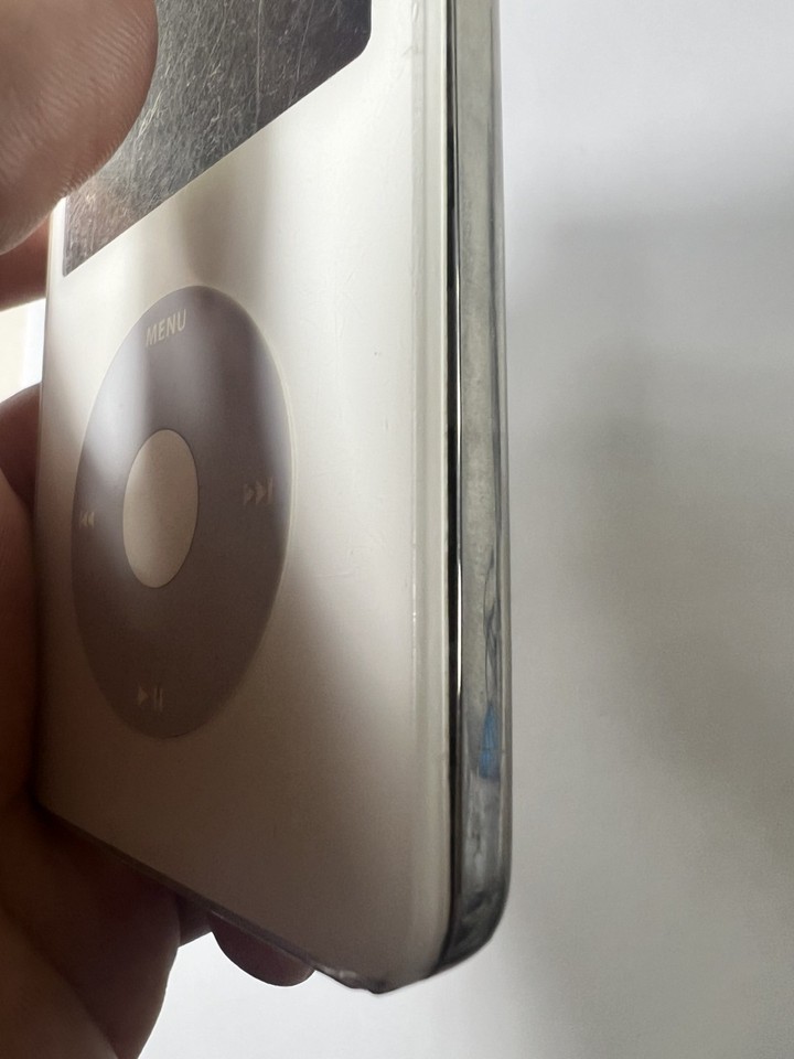 Apple A1136 iPod Classic 5th Gen 30GB Black MA002LL/A MP3 Player *FAIR ...