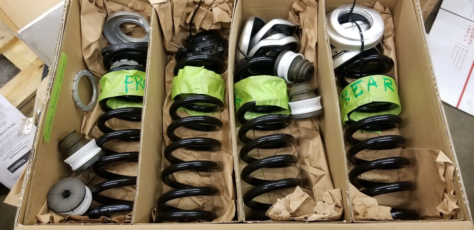 LAMBORGHINI AVENTADOR LP700 FRONT AND REAR SHOCK ABSORBER SPRINGS OEM ...