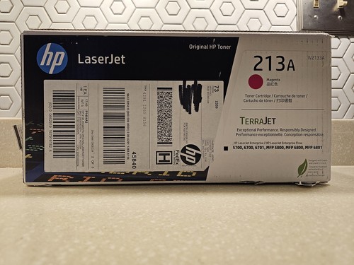HP 213A Magenta Standard Yield Toner Cartridge (W2133A) | eBay