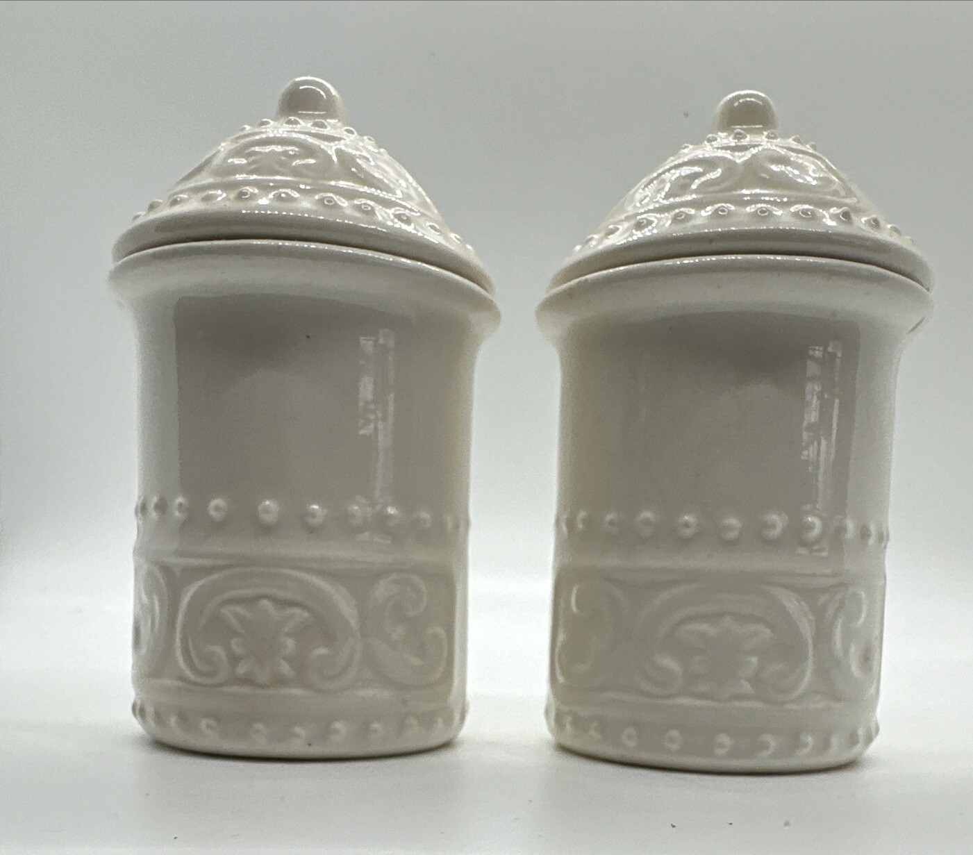 Vintage Ceramic George Arzard White Mini Canisters w/Corked Lid Lot of 2Preowned | eBay