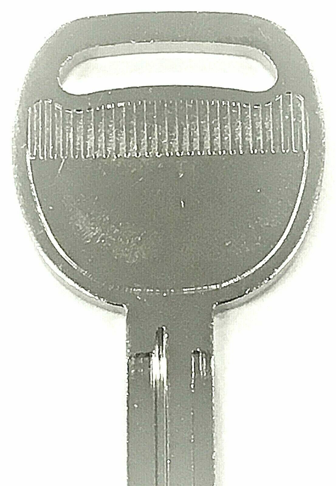 1 2006-2009 Hummer H3 Automotive B110 P1114 TR47S GM38 TOY43R Key Blank ...