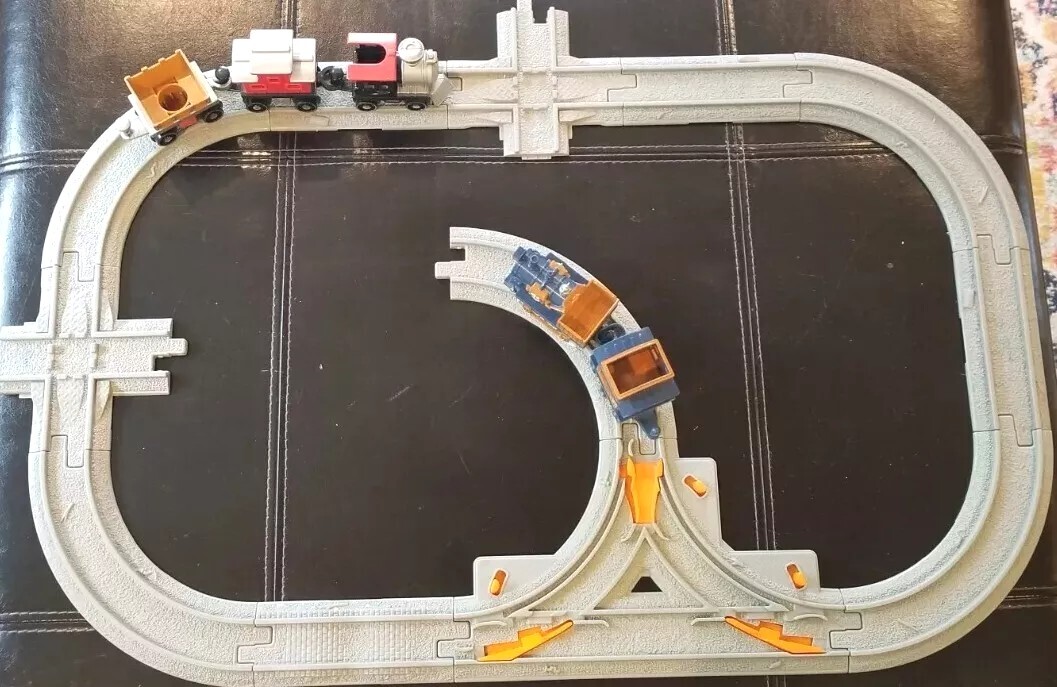 Mattel Geotrax Train Set Lot 2003, 17 Pieces Includes Train Tracks ...