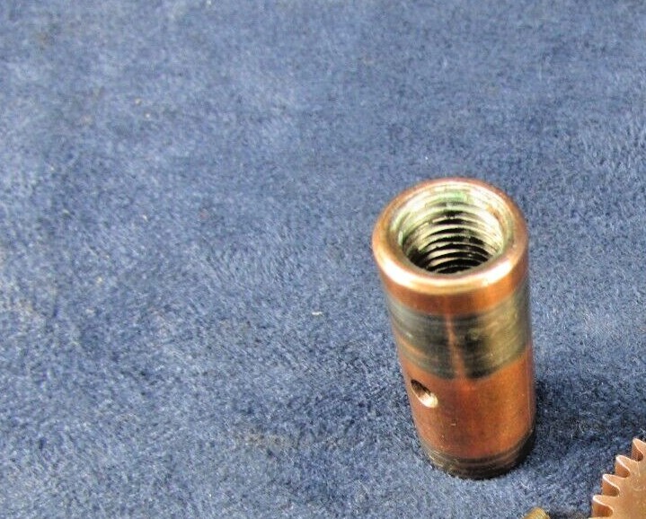 Victor Victrola M240L Spring Motor - Choose your parts. Free Shipping ...