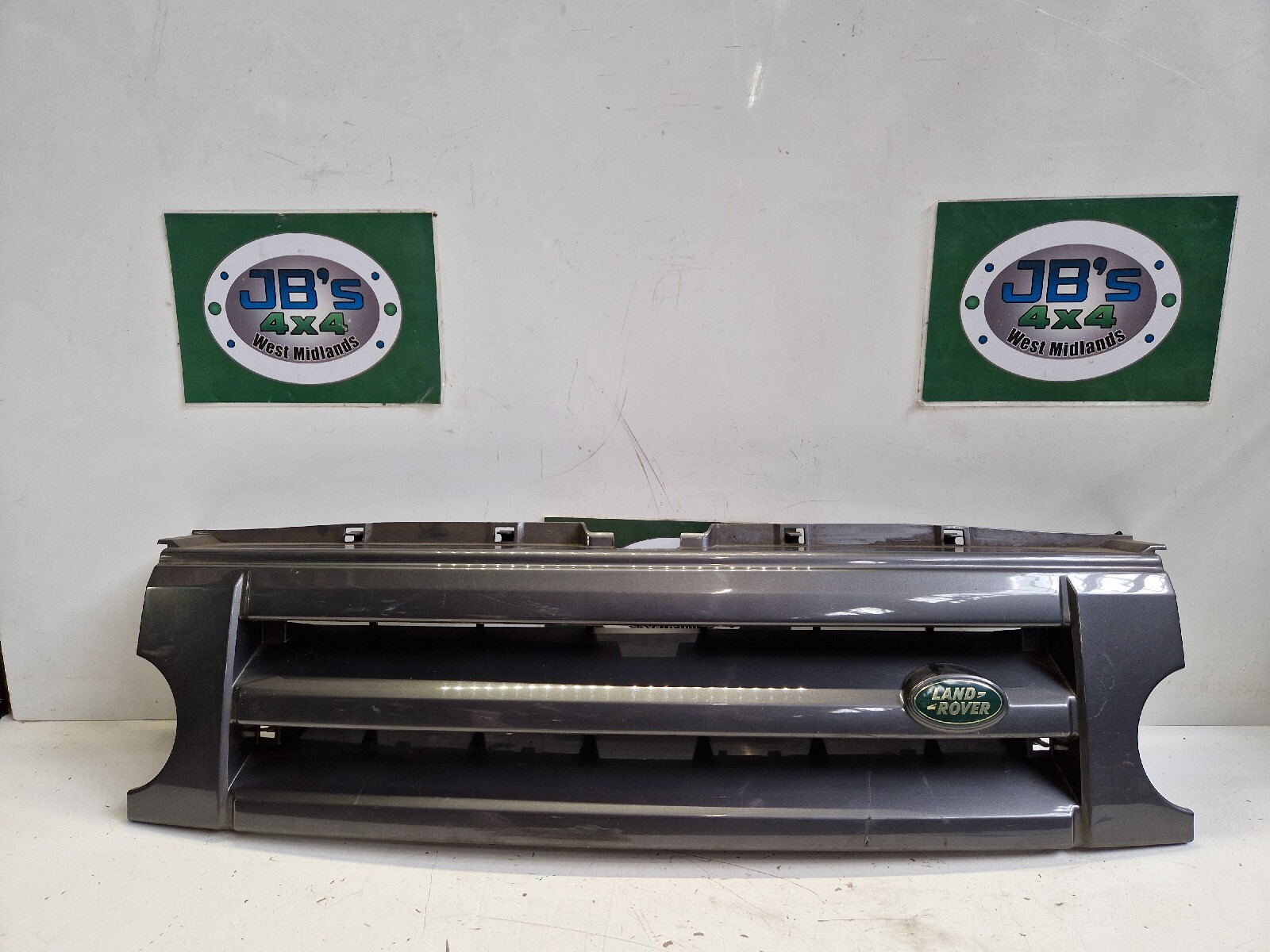 LAND ROVER DISCOVERY 3 FRONT GRILLE BONATTI GREY DHB000274 | eBay