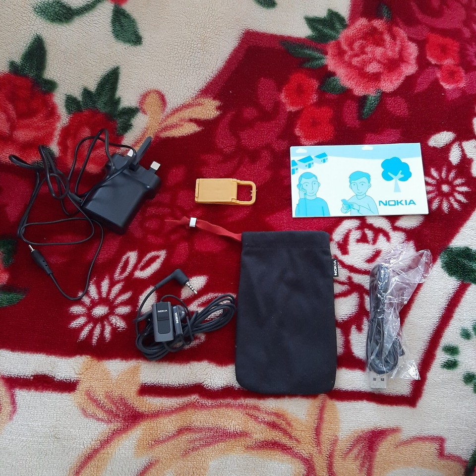 Nokia E90 Communicator - Unlocked Mobile Phone - in Box, Brand New ...