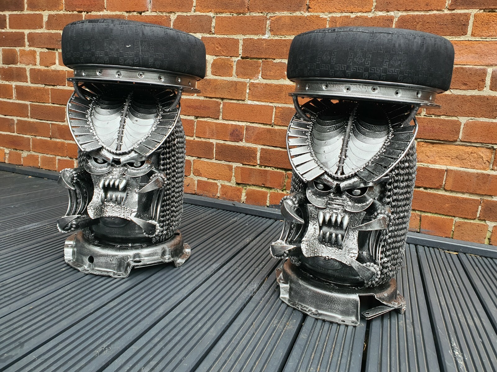 Predator Table & Bar Stools Sculpture Sci-FI Model Metal Art ...