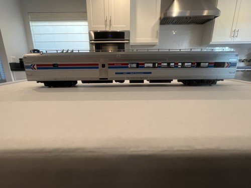 Kato Passenger Dining Car Amtrak #8052 "Silver Restaurant" Phase 1 ...