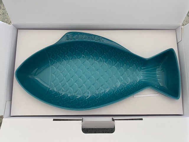 Le Creuset Large Fish Dish Caribbean Stoneware 12.5 Inches for sale ...