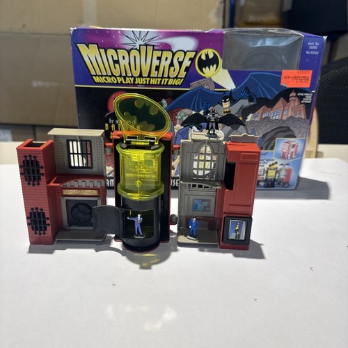DC Microverse Batman and Robin Gotham City Micro Playset 1996 Hasbro ...