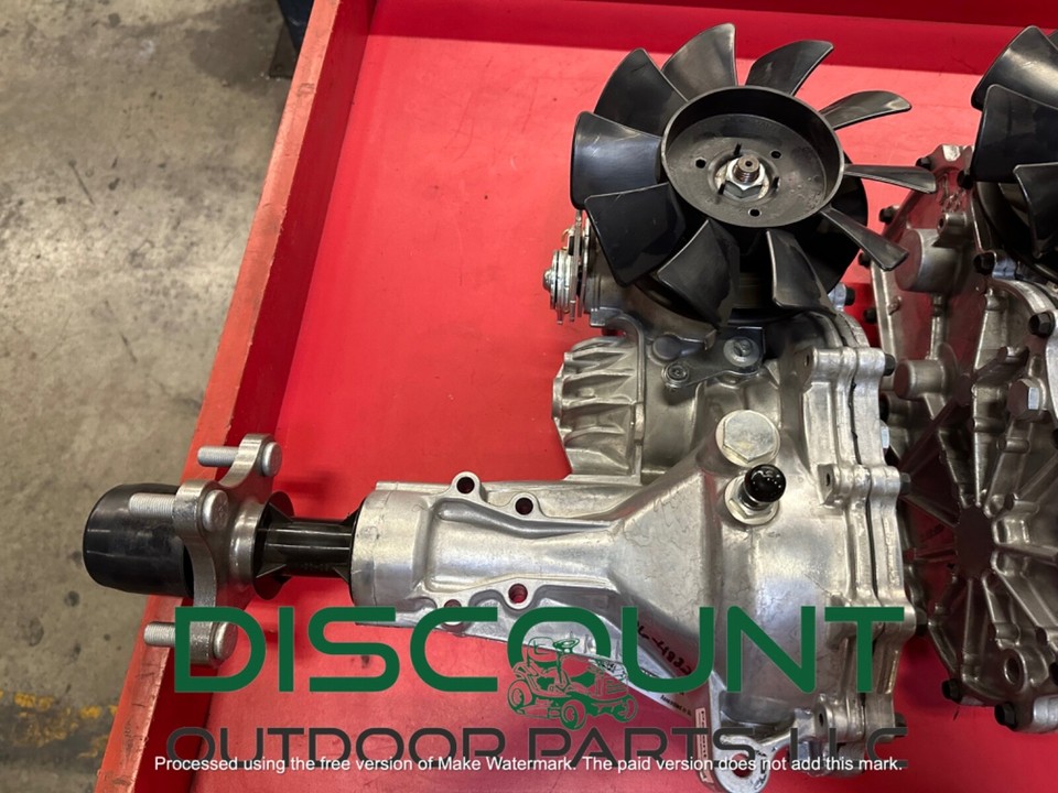 HydroGear Hydrostatic Wheel Drive Model Left & Right Exmark 126-4882 ...