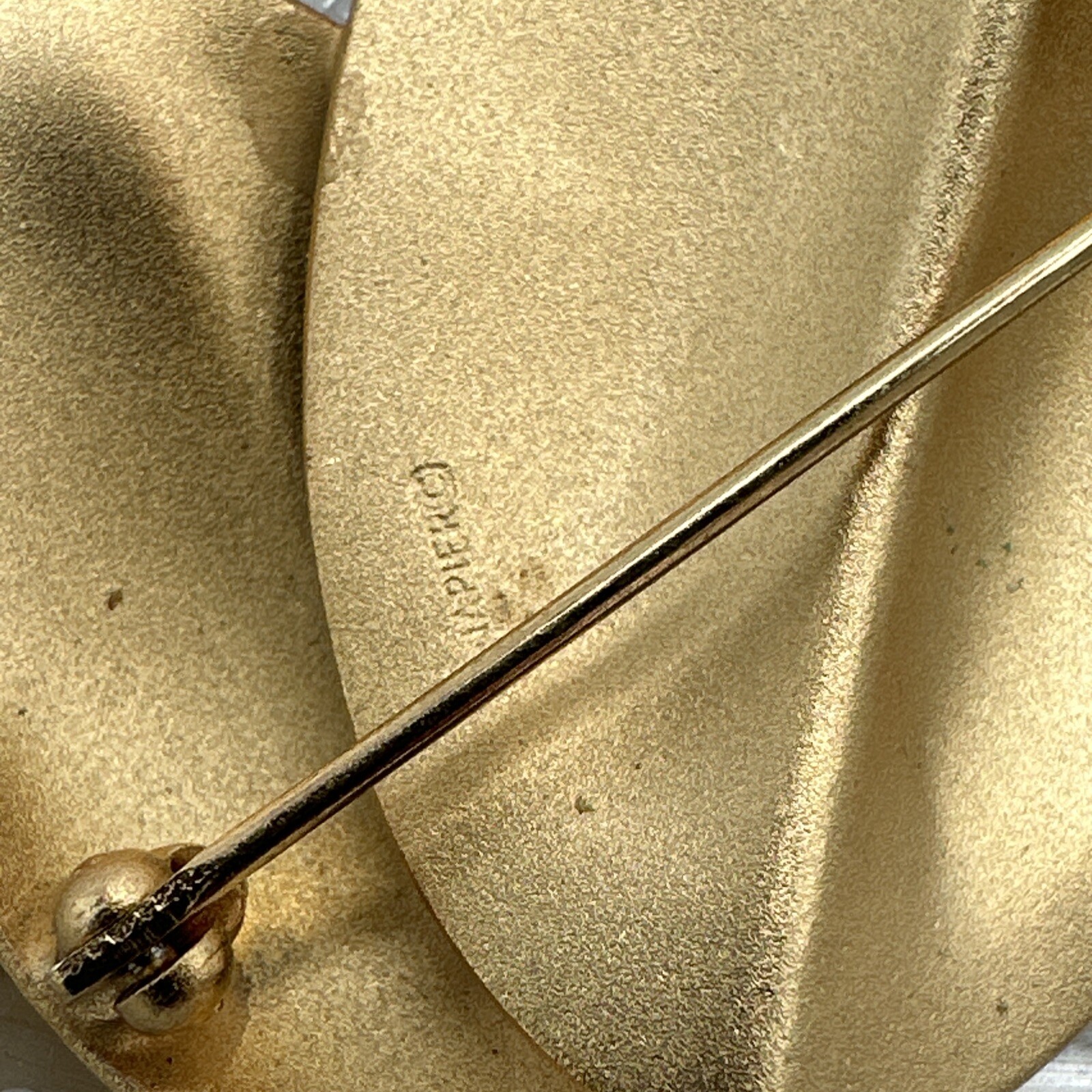 1960's-70's Napier Textured Leaves Brooch - Gem