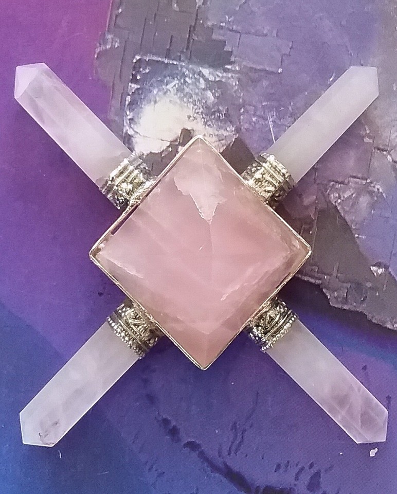 ROSE QUARTZ PYRAMID ENERGY GENERATOR WITH 4 POINTS, PYRAMID & FLOWER OF ...