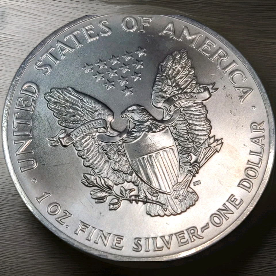 1990 Silver Eagle Coin .999 Pure Silver....Some Hard to See Milk Spots ...