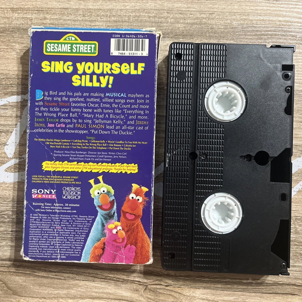 Sesame Street Sing Yourself Silly Vhs