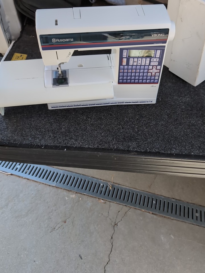 husqvarna viking sewing machine Rose Made In Sweden With Brand New ...