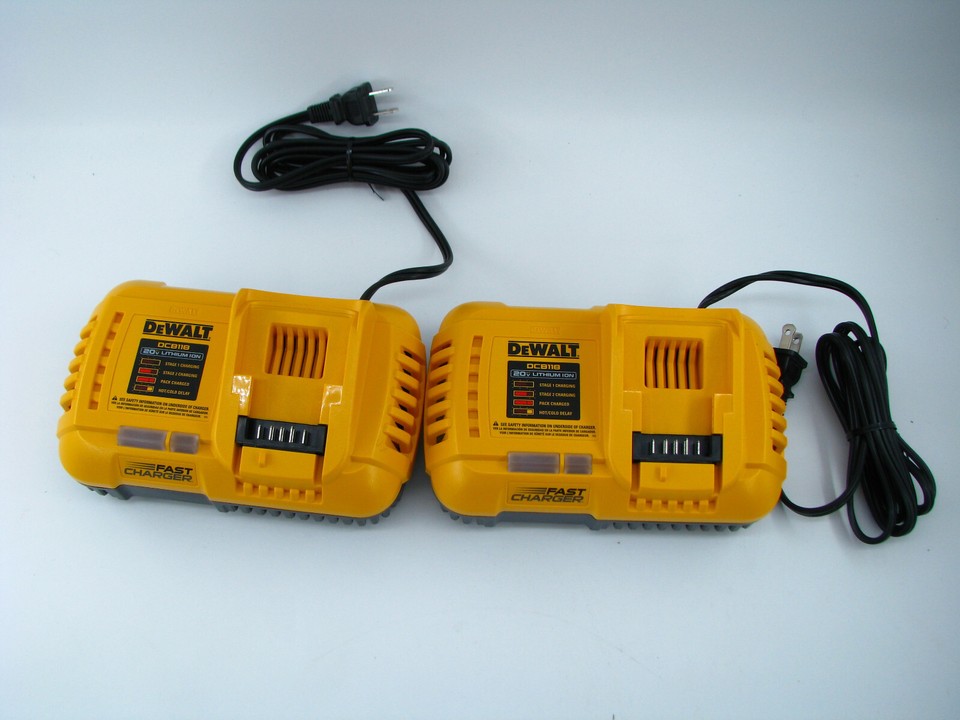 2x NEW GENUINE DEWALT DCB118 20V MAX FLEXVOLT Fast Chargers 60v 20 60 ...