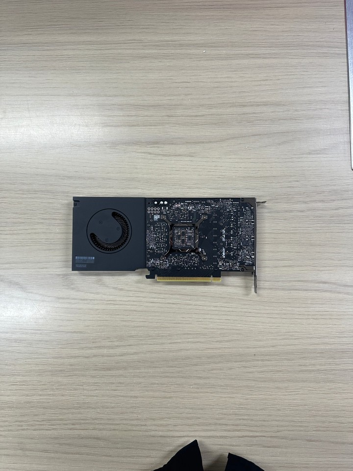 NVIDIA RTX A4000 PCIe 16GB GDDR6 ECC HPC AI Acceleration GPU 900-5G190 ...