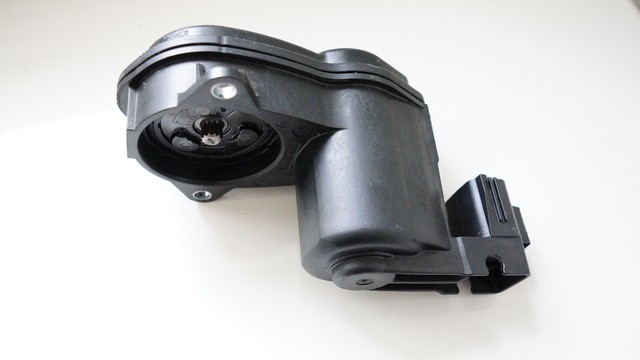 Genuine Land Rover Electronic Parking Brake Actuator - LR102237 for ...