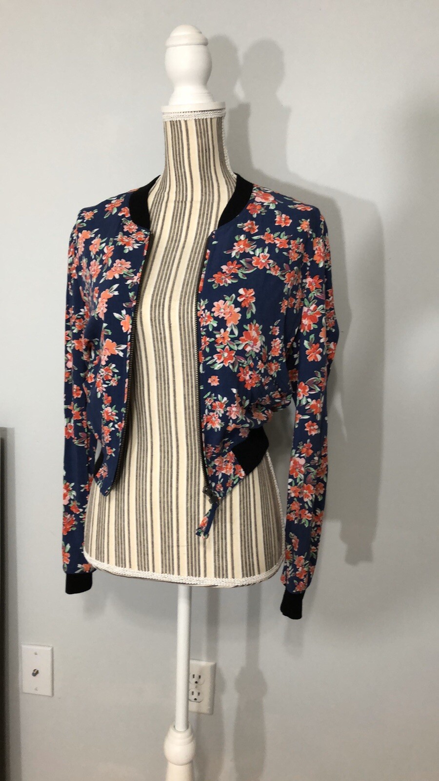 NWT Express Womens Floral Light Jacket Spring/summer /fall xs/tp | eBay