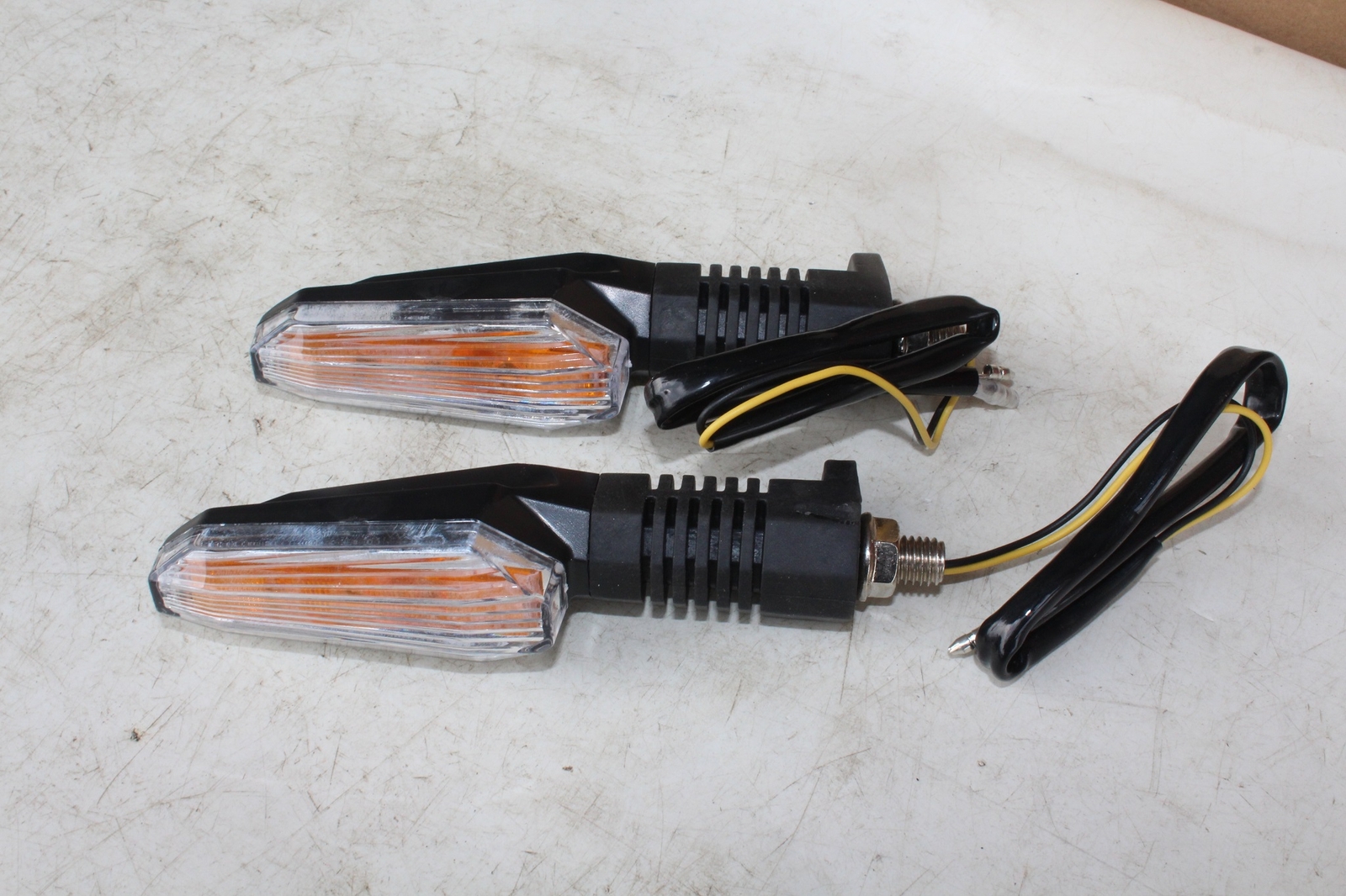 2x DC LED 12V Motorcycle Turn Signals Light Indicators For Bobber Cafe ...