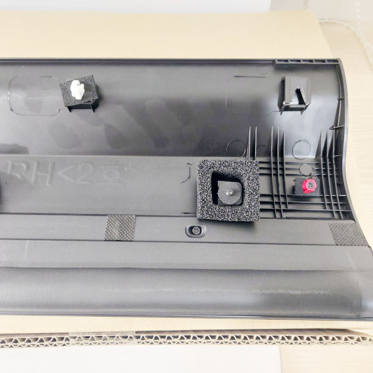 FREE DHL 877222W000CA FRONT Door Side Garnish RIGHT For 13-16 Hyundai ...