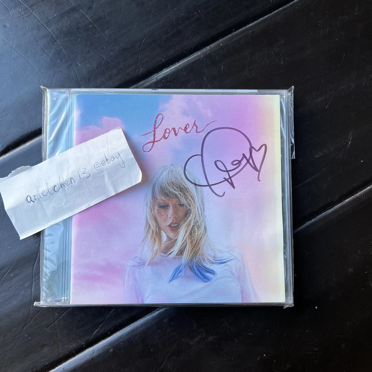 Taylor Swift Signature Heart