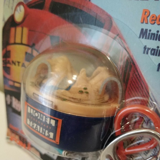 Lionel Trains American Legend Keychain Keyring Basic Fun Santa FE 1999 ...